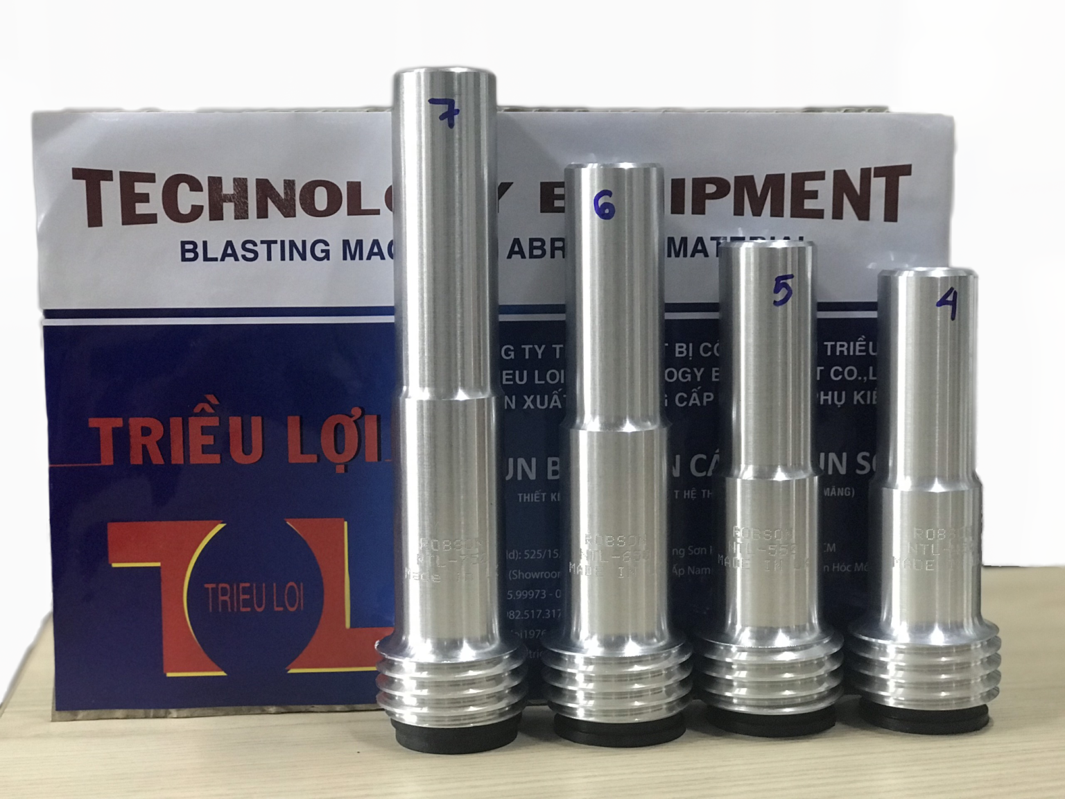 BÉC PHUN CÁT ÁP LỰC – NA ROBSON - Thiết Bị Phun Bi, Phun Cát Triều Lợi